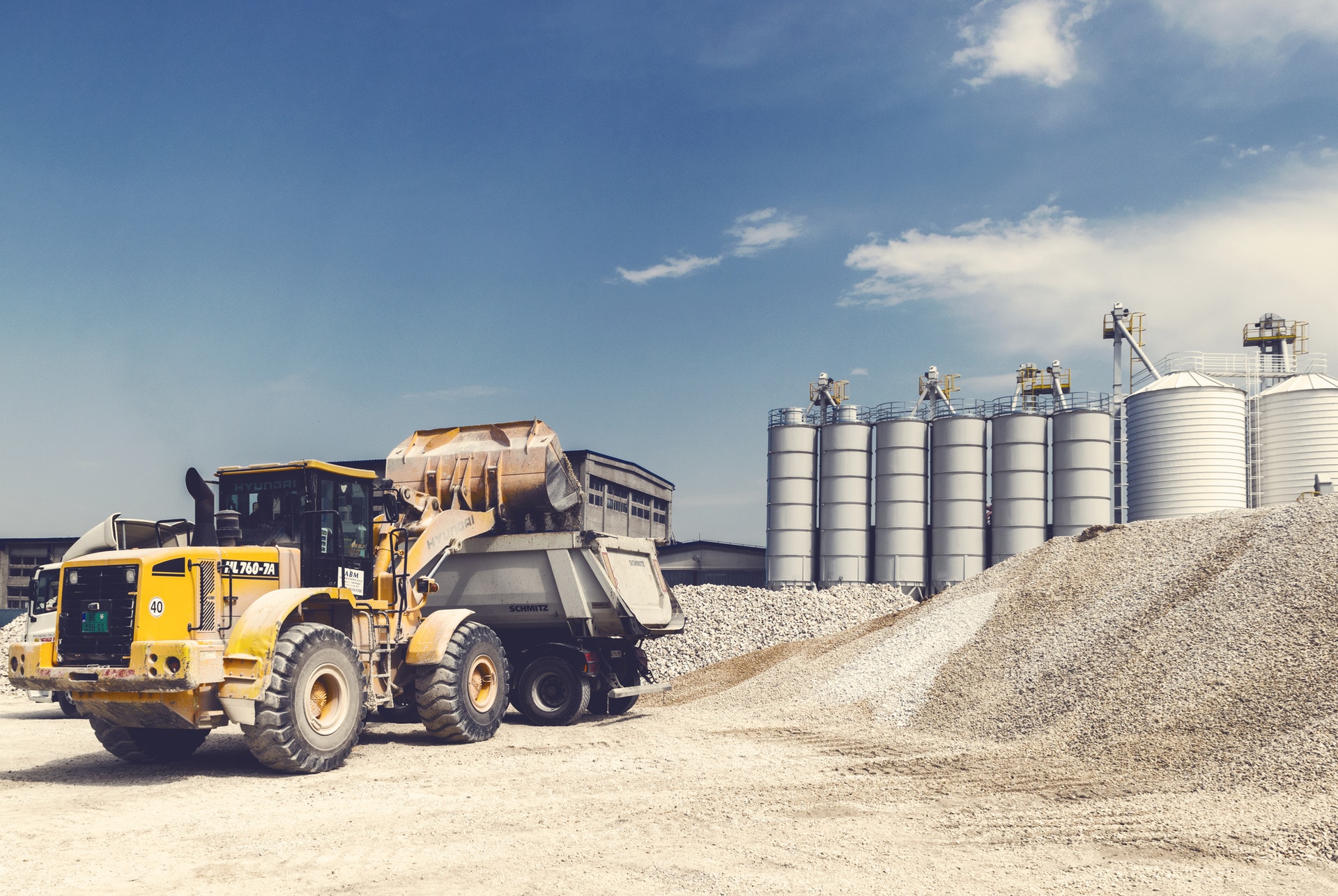 quarry machine-min - Moteurope